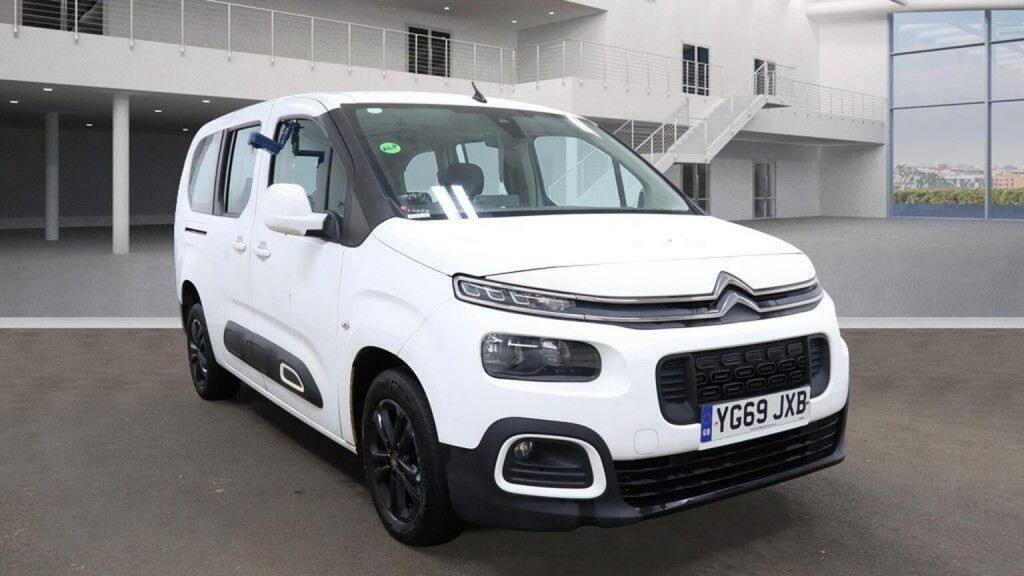Used CITROEN BERLINGO 2020 White for sale - £14990 in Radcliffe ...