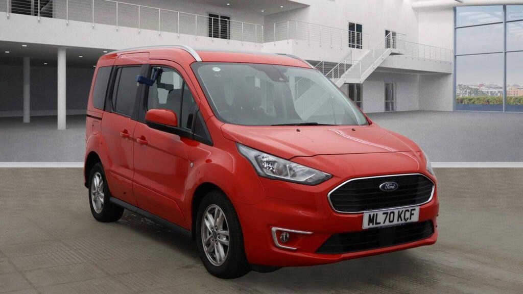 Used FORD TOURNEO CONNECT 2020 Red for sale - £12990 in Radcliffe ...